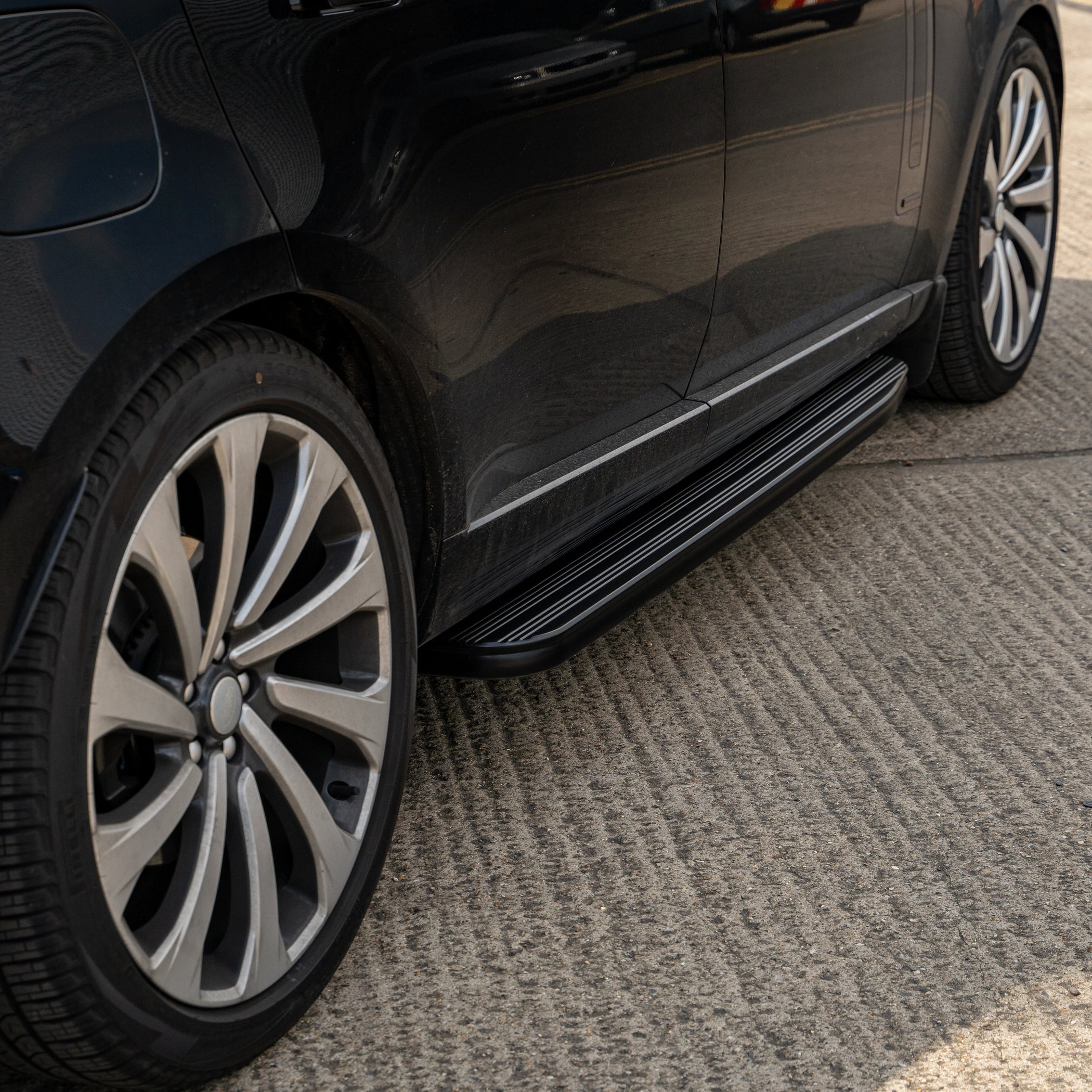L460 Range Rover LWB Side Steps — SideSteps UK